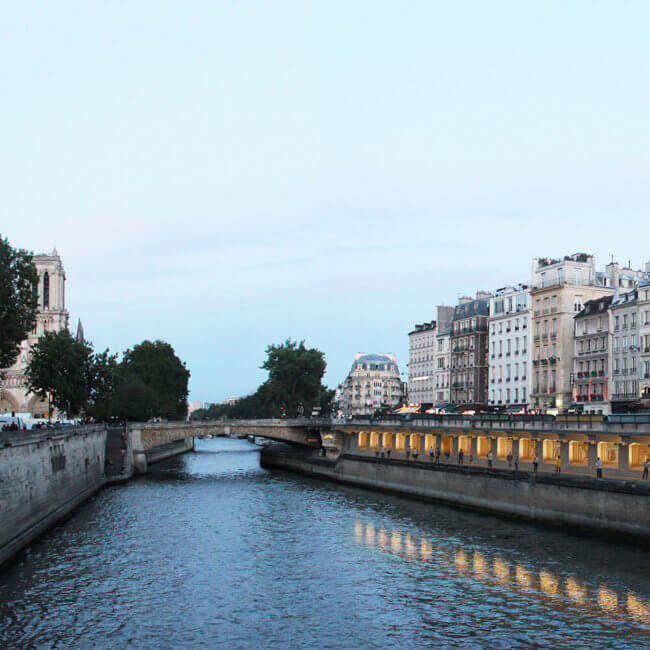 Gare de Saint-Michel Notre-Dame - AREP