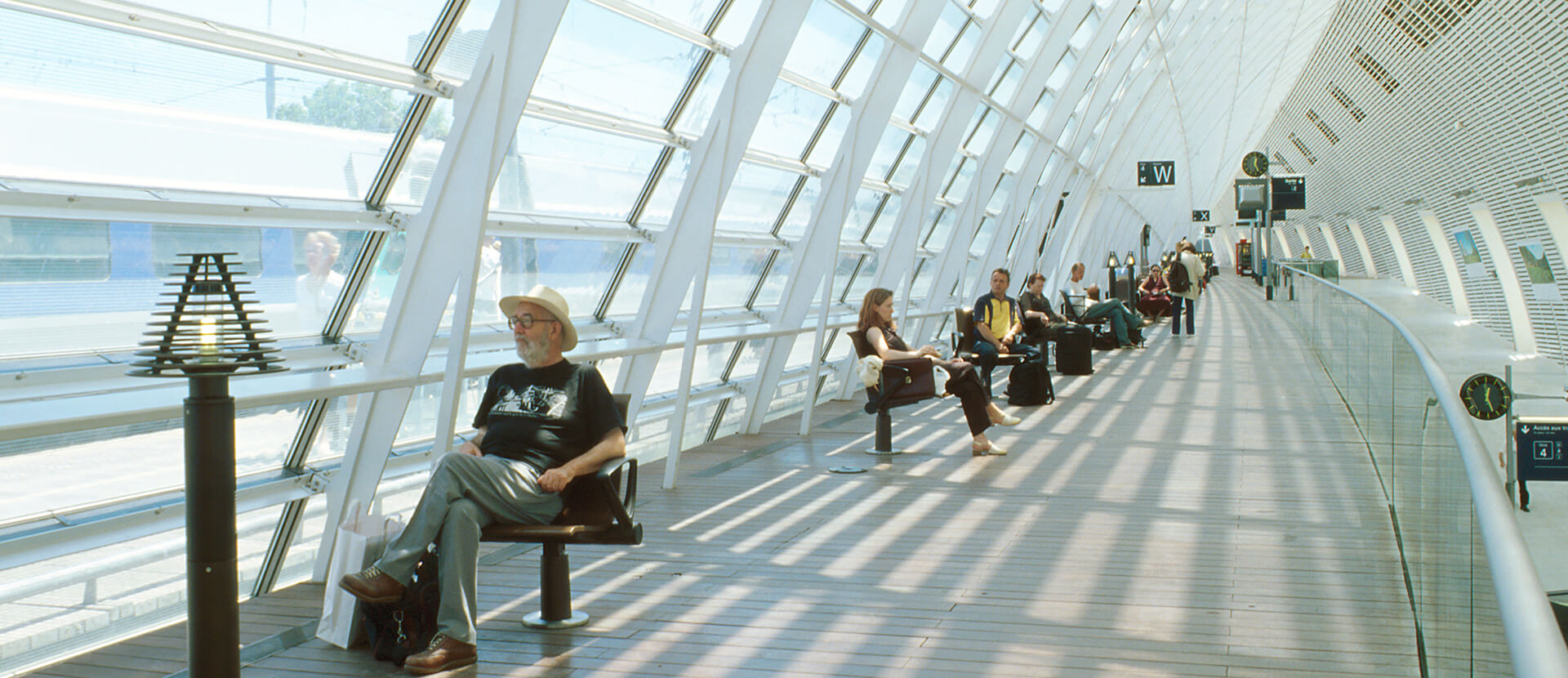 Avignon high-speed train station - AREP